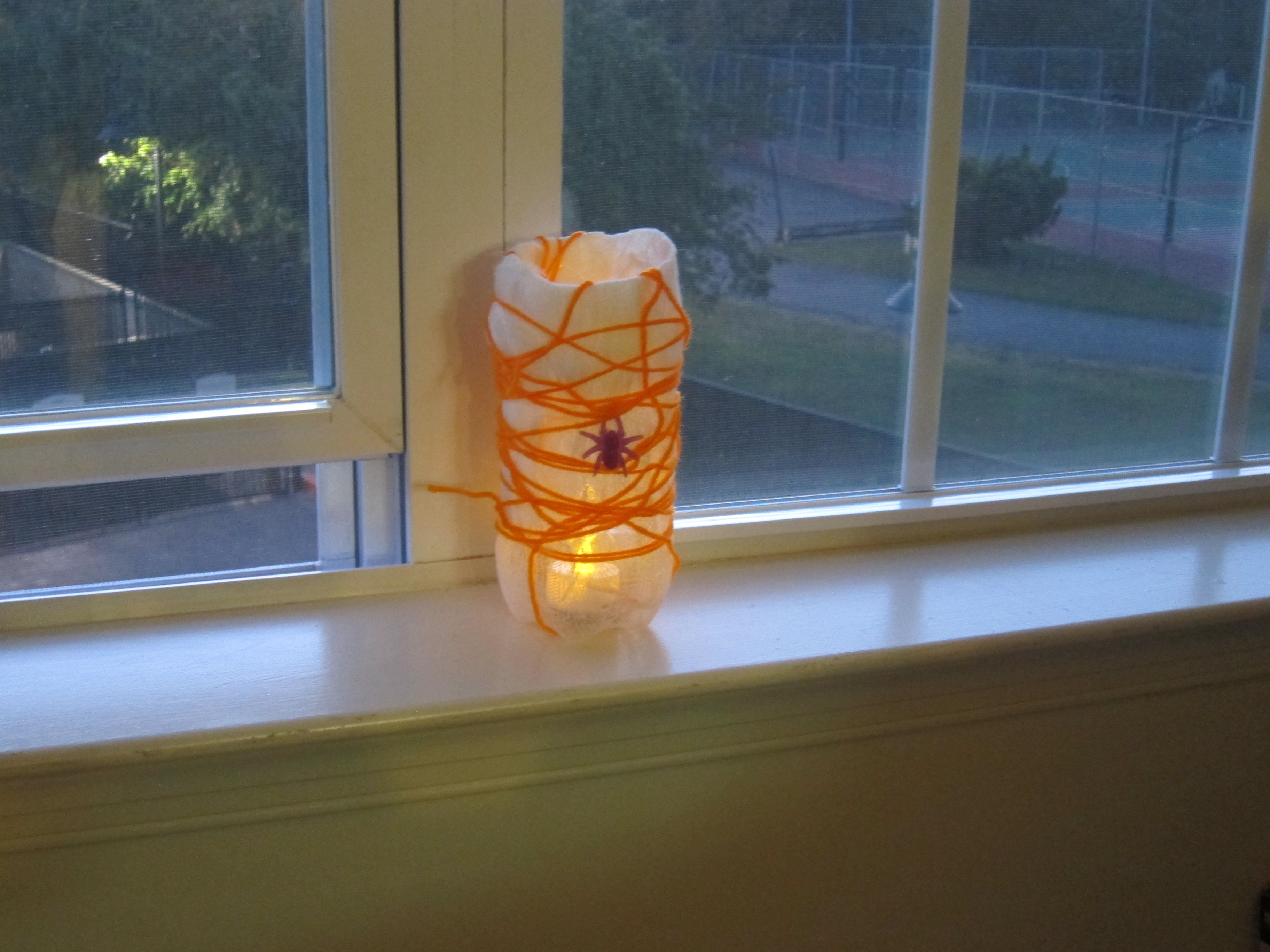 Spider Lantern – joyful parenting