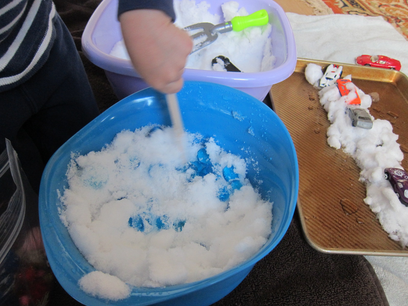 Indoor Snow Play – joyful parenting