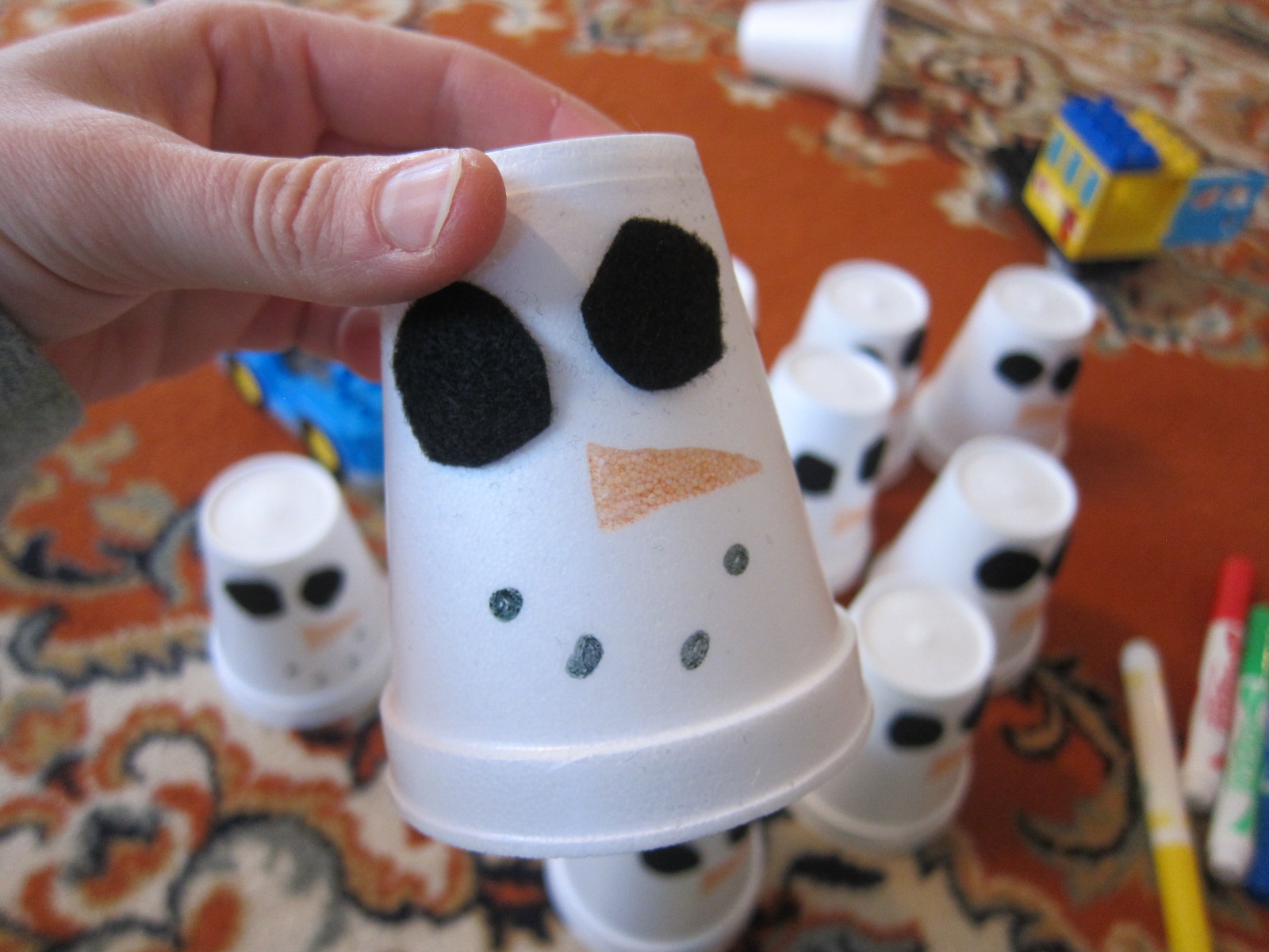 Snowman Stacking Cups – joyful parenting