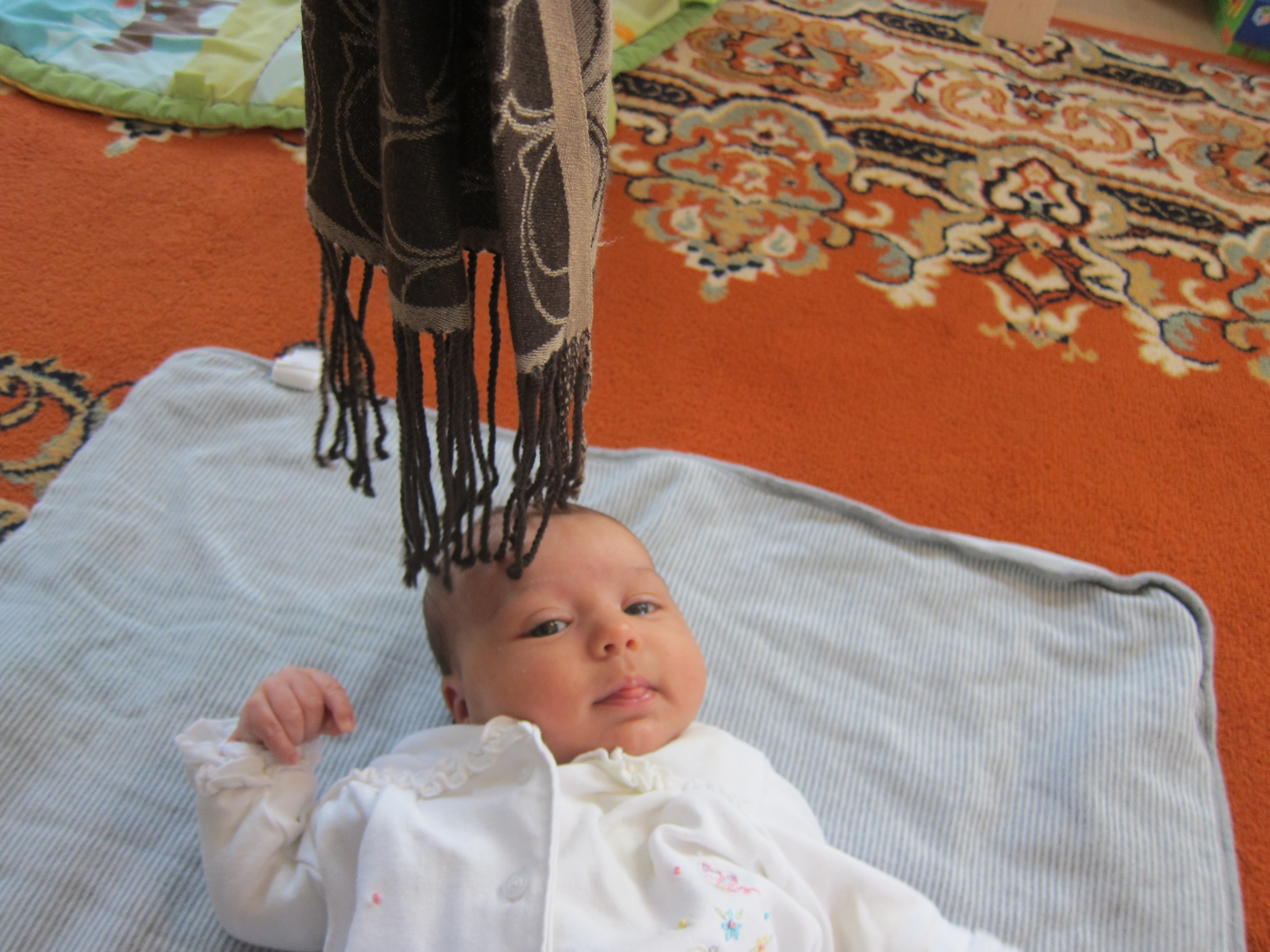 Scarf Play – joyful parenting