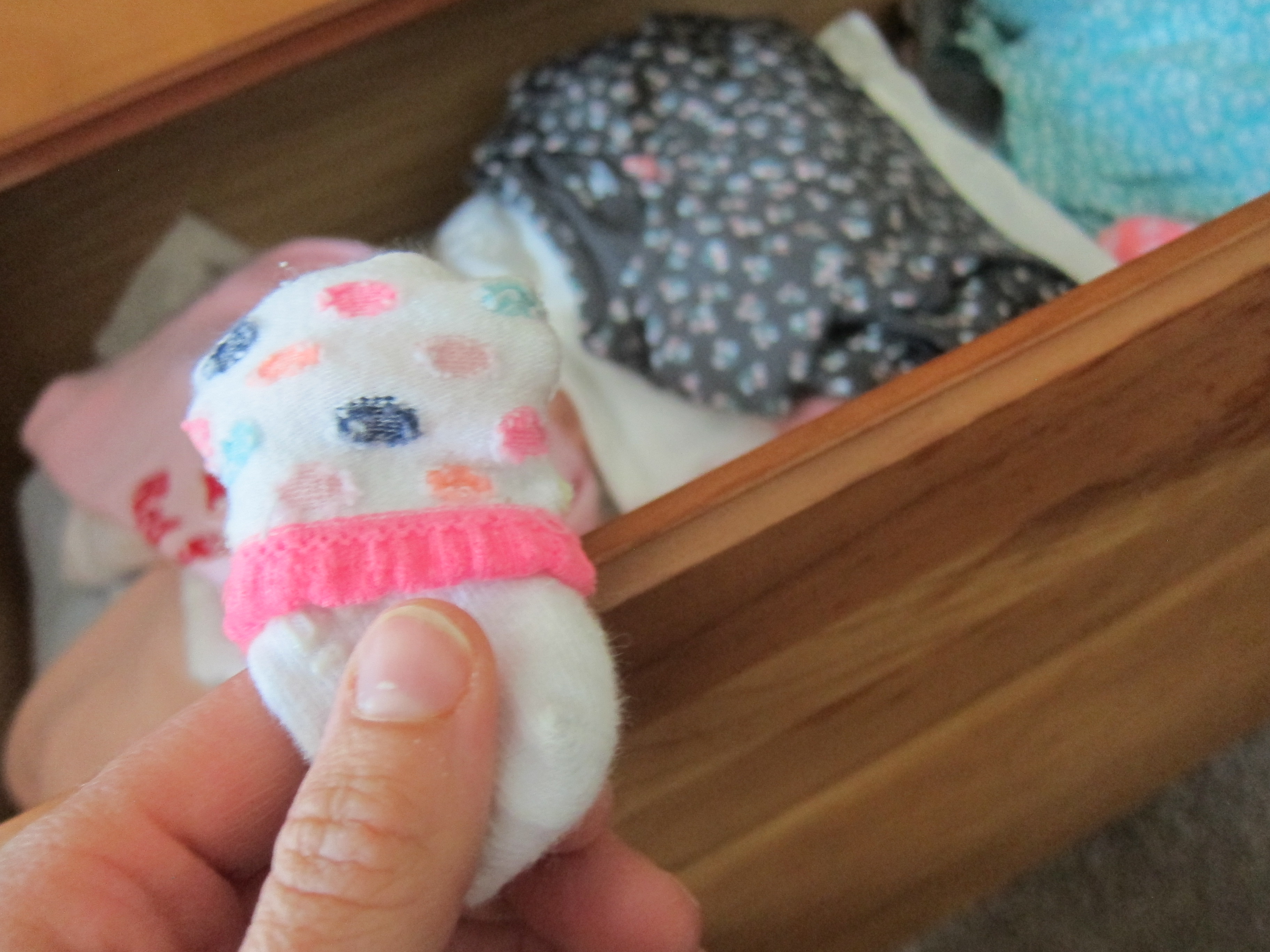 Dropping Objects – joyful parenting
