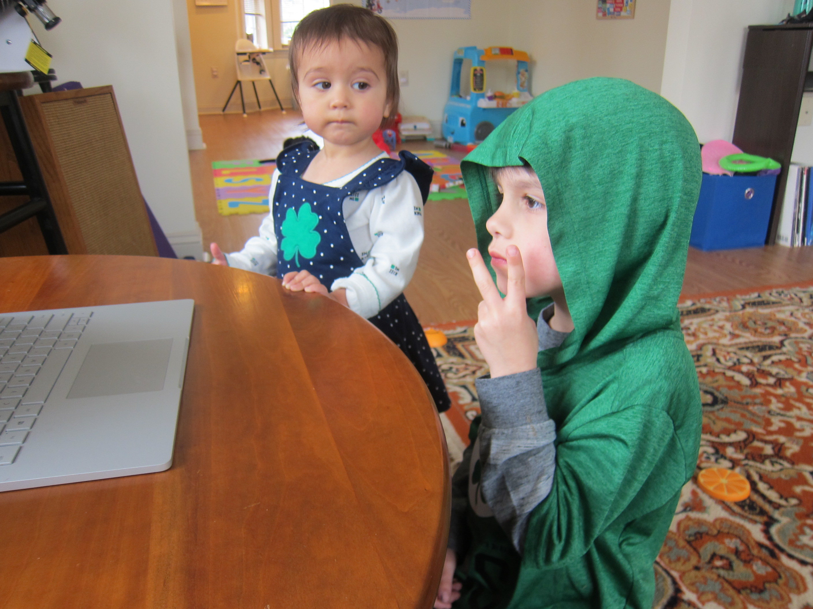 Sign Language – joyful parenting