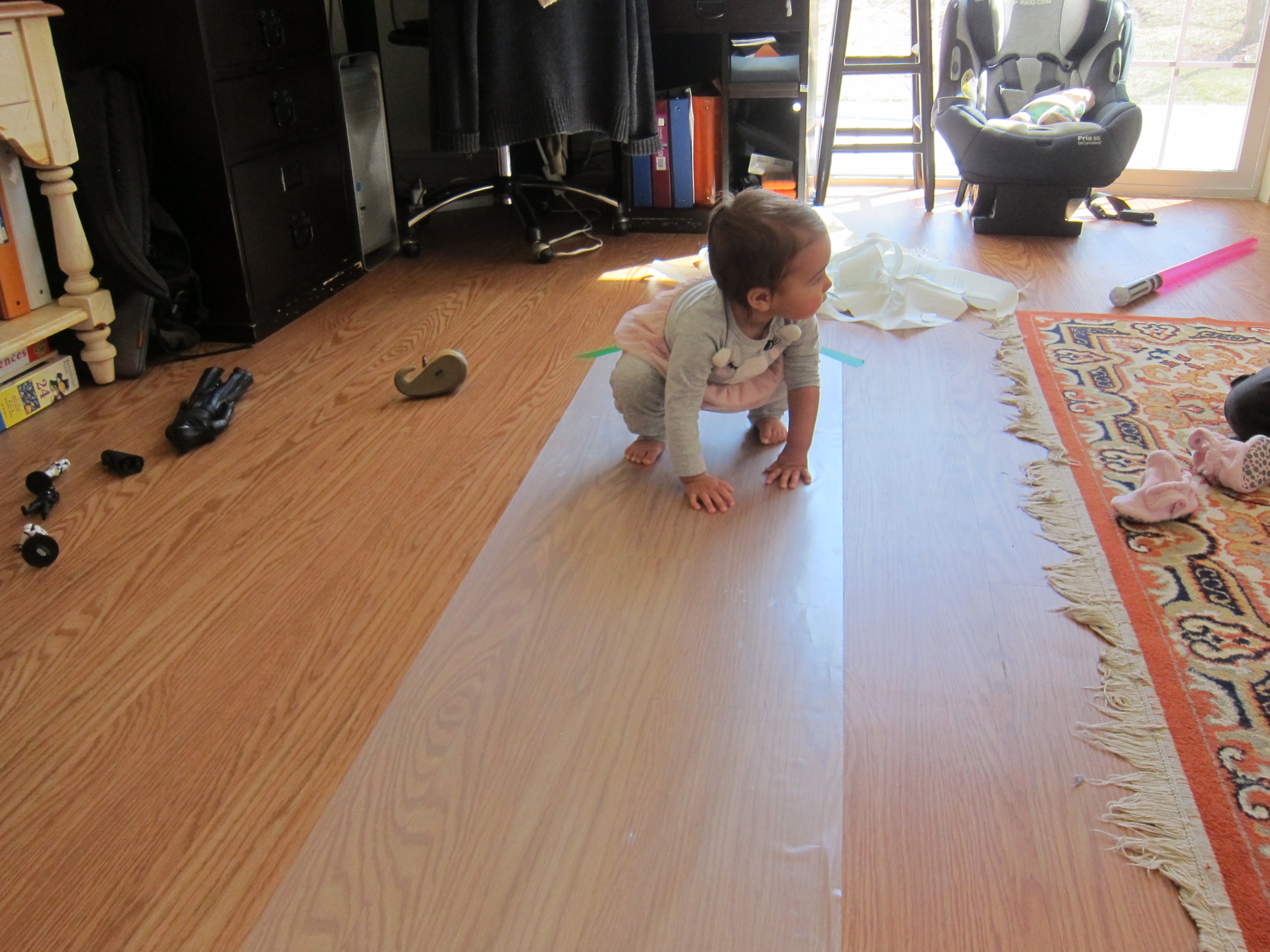 Sticky Feet – joyful parenting