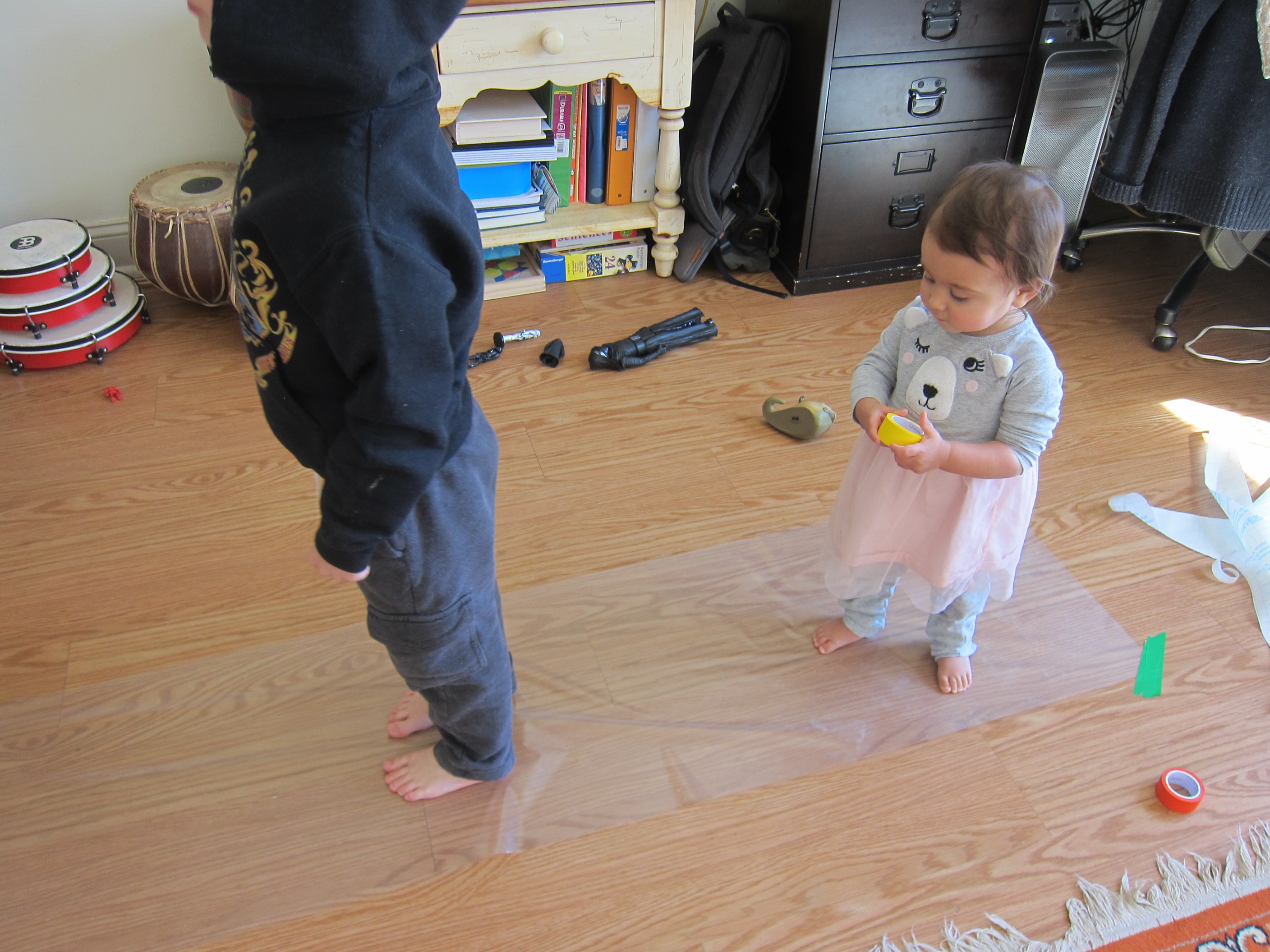 Sticky Feet – joyful parenting