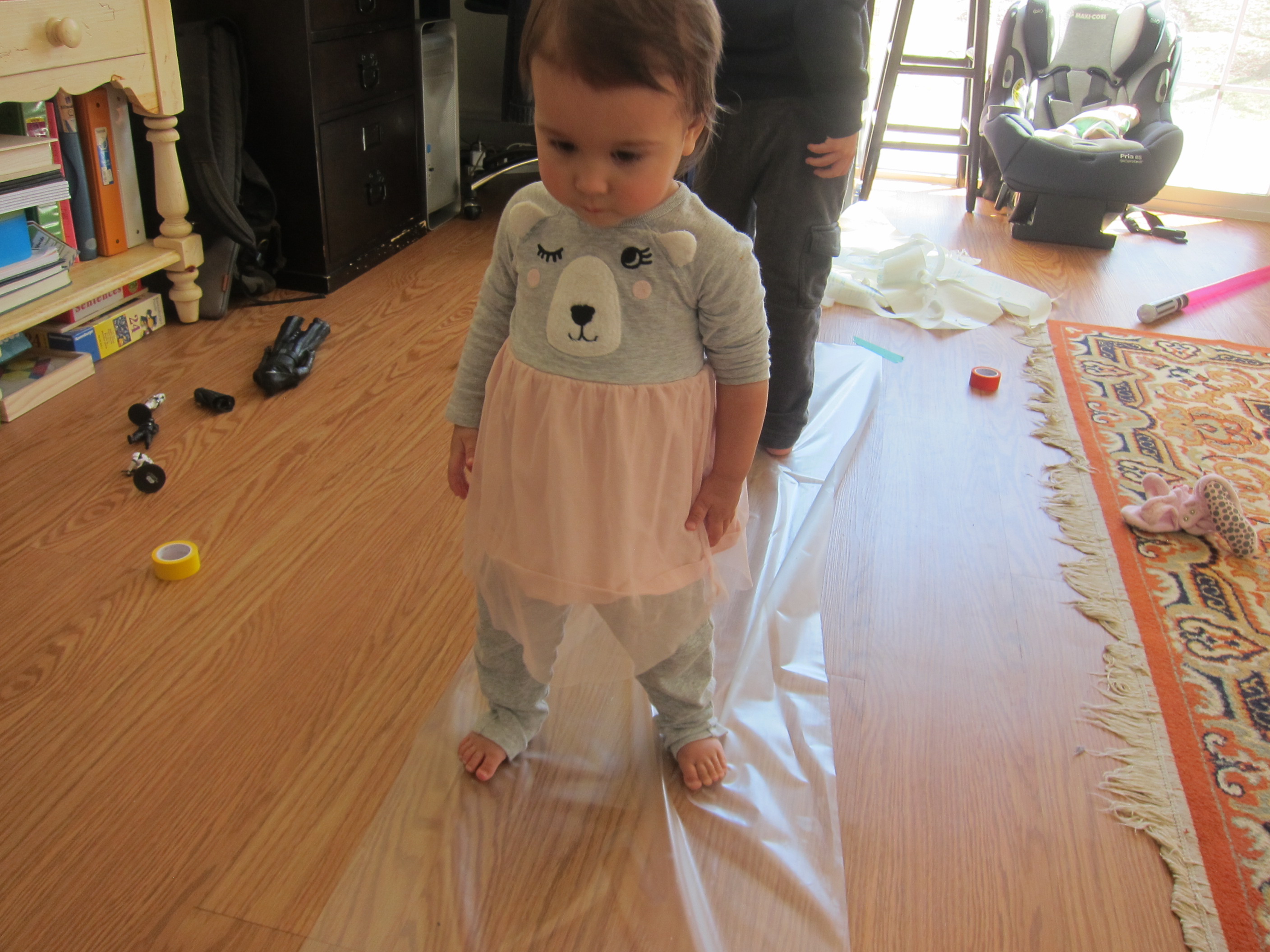 Sticky Feet – joyful parenting