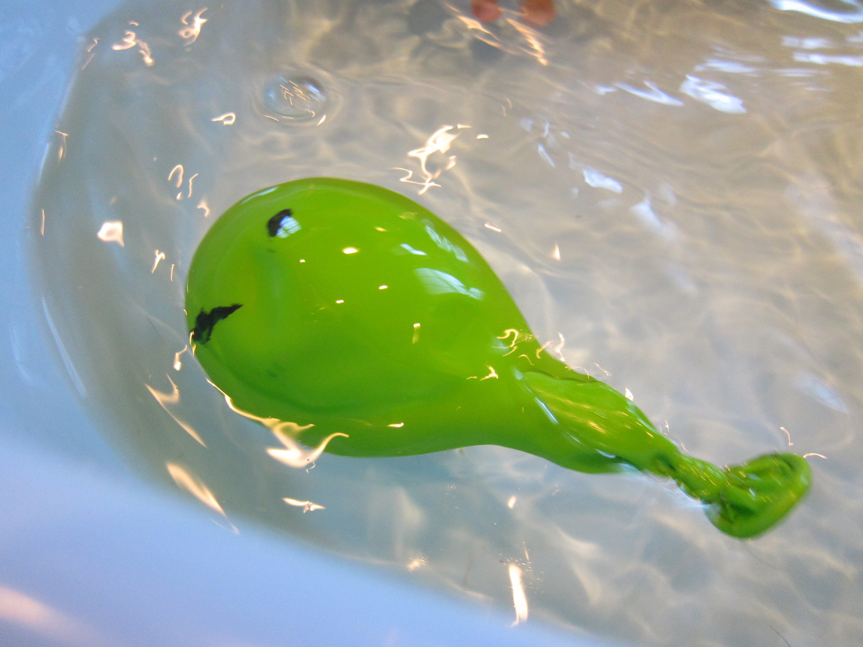 Floating Fish – joyful parenting