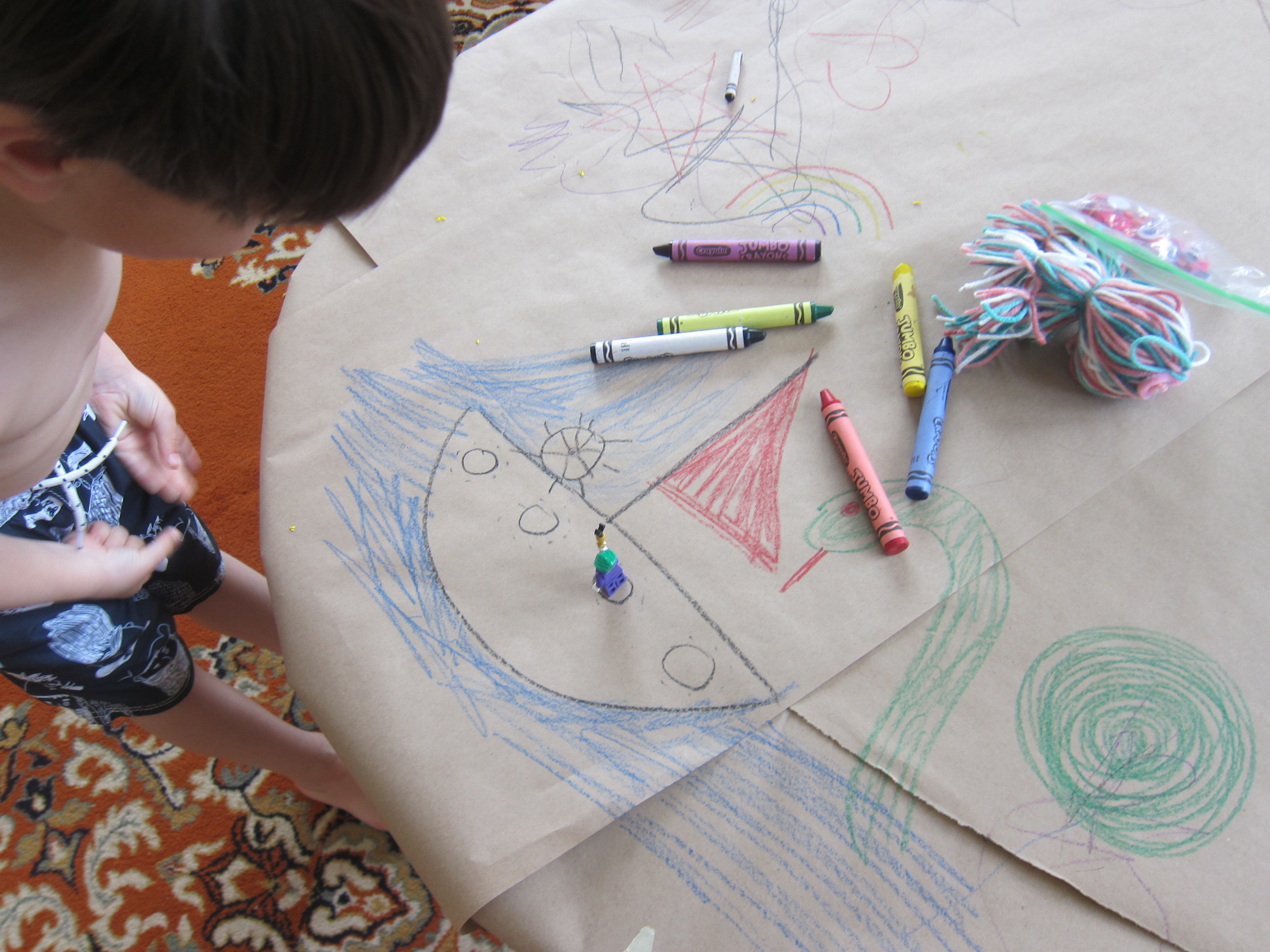 Scribble Table – joyful parenting