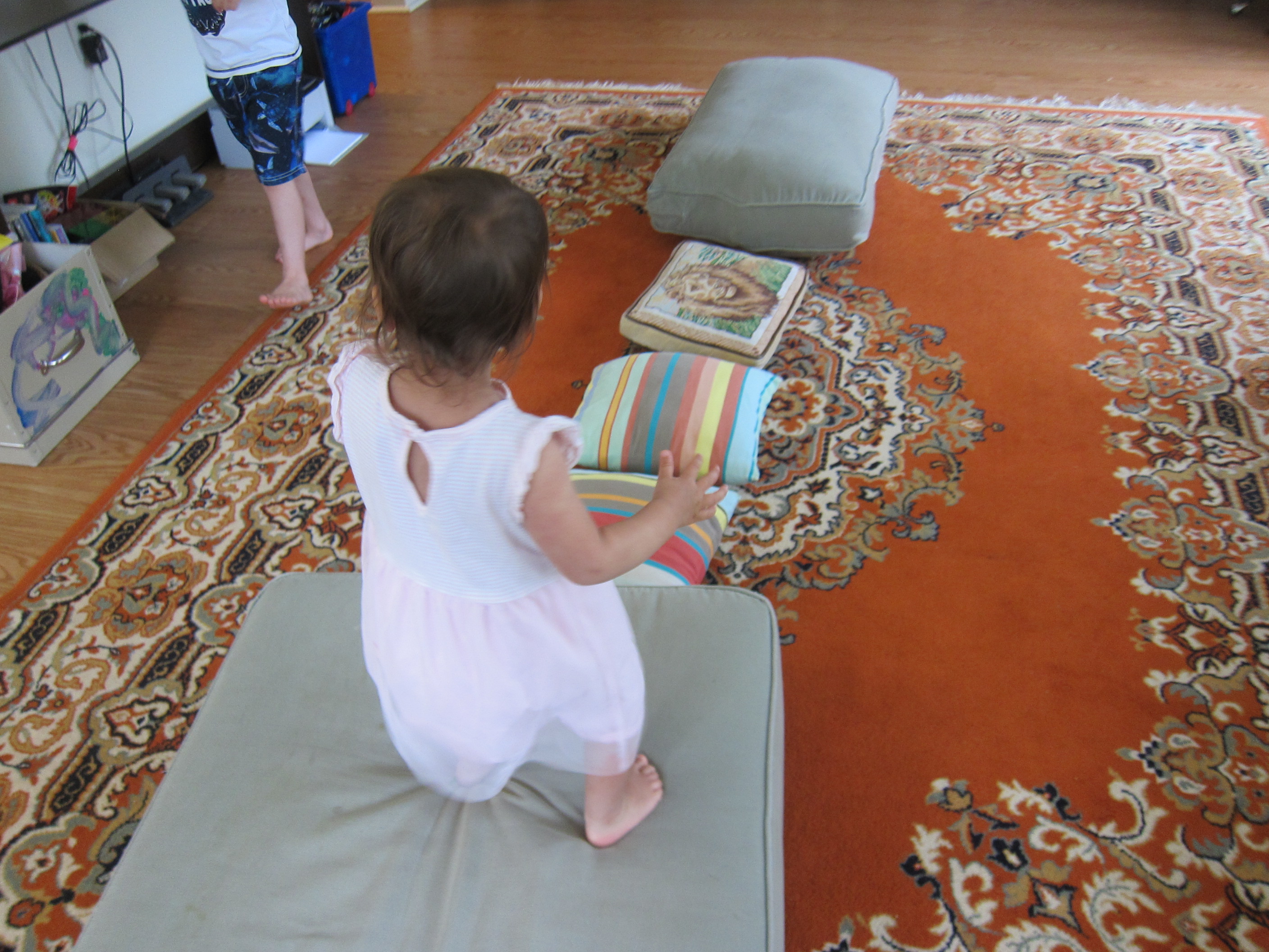 Walking on Pillows – joyful parenting