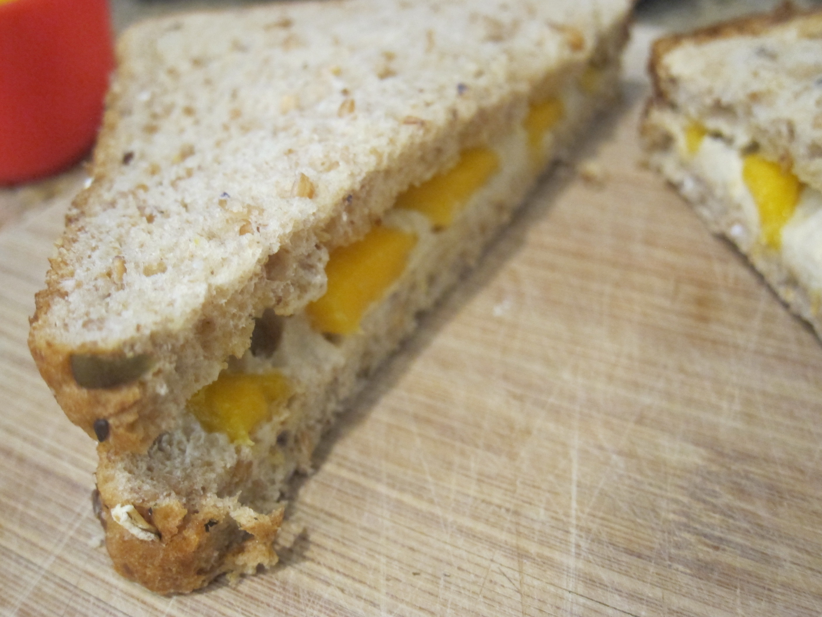 Hummus & Mango Sandwich – joyful parenting