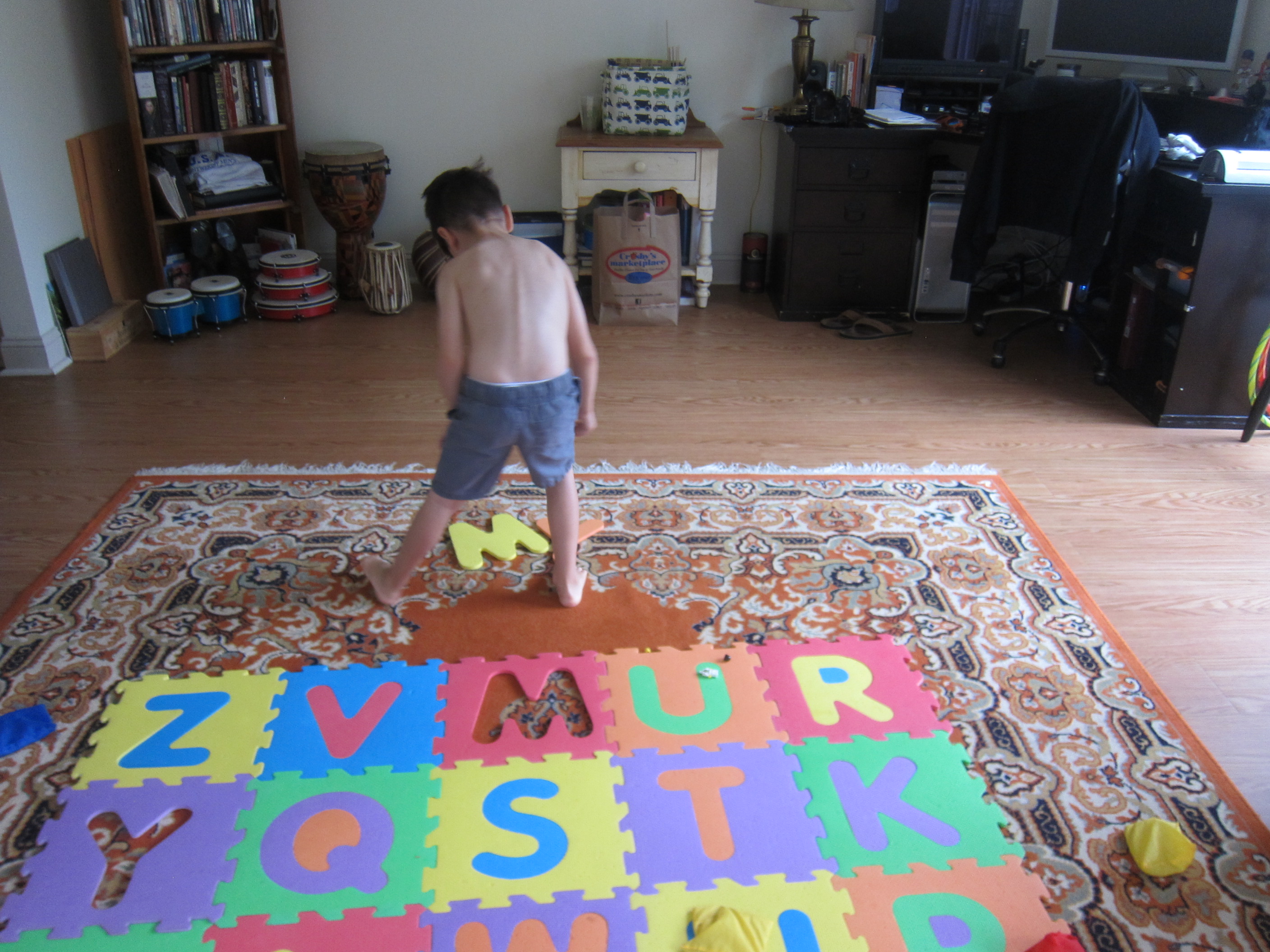 Bean Bag Toss Sight Word Game – joyful parenting