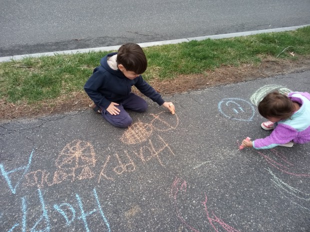 Sidewalk Chalk Jokes – joyful parenting